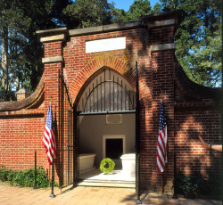 Tombs · George Washington's Mount Vernon